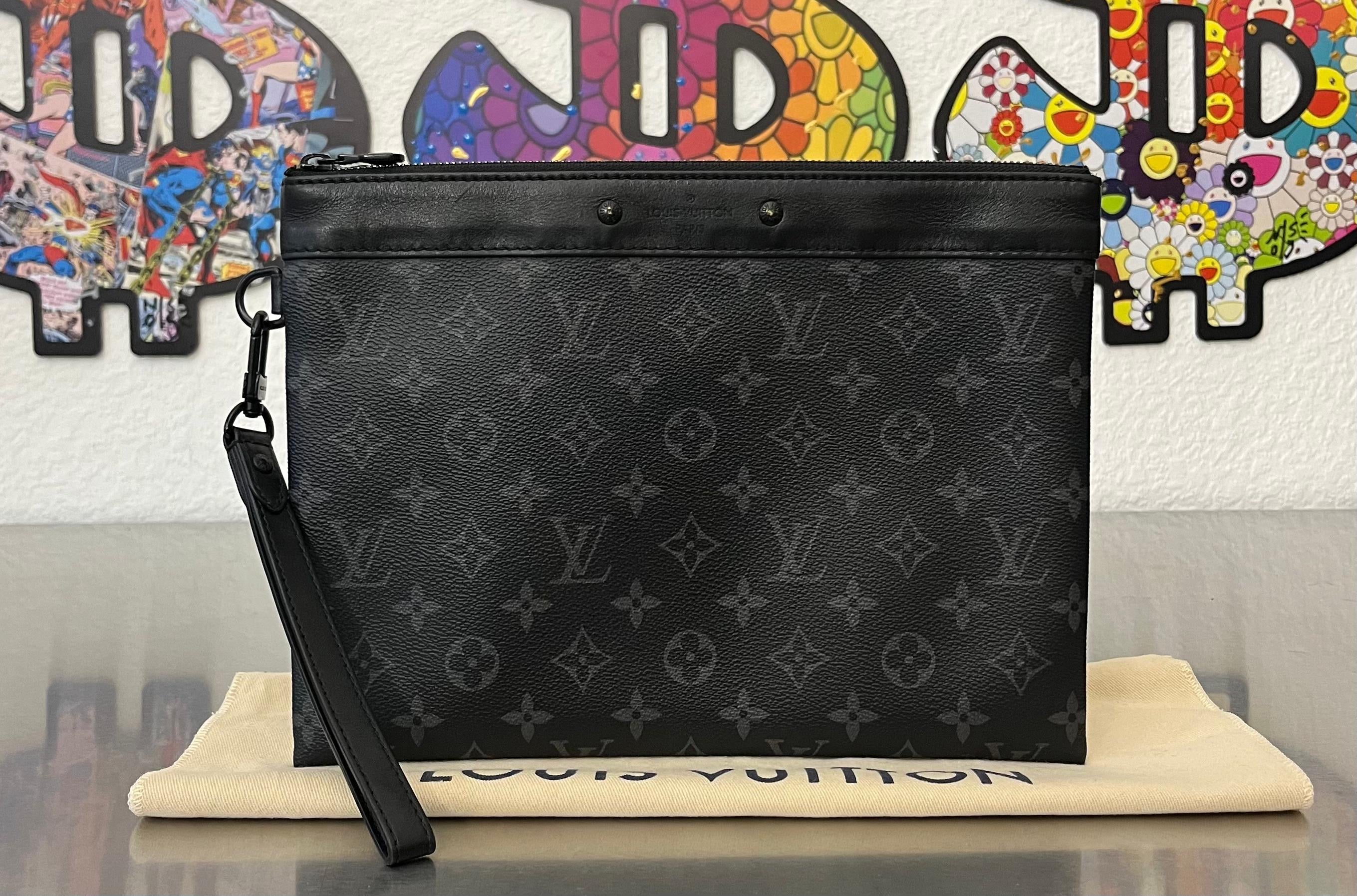 Louis Vuitton Pochette To-Go – Noble Art Of Living by Vinzenz Ohme